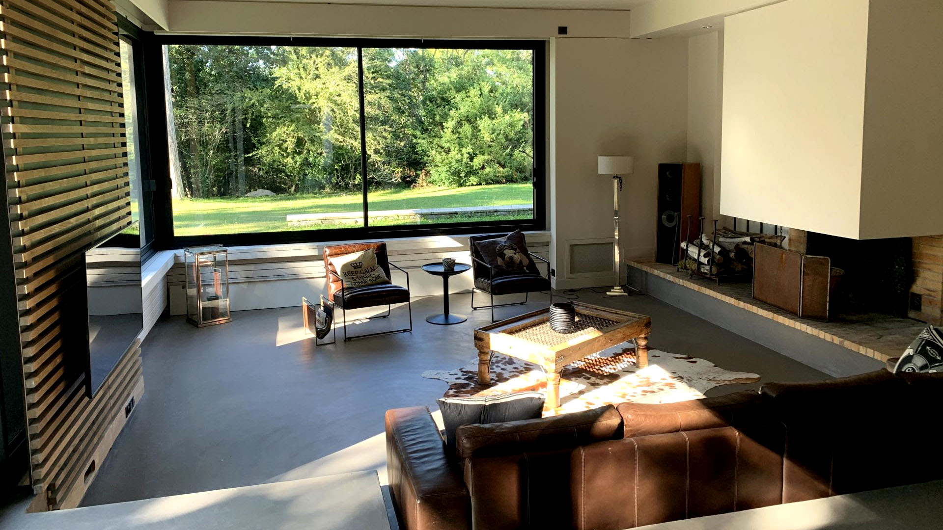 LR Concept – Applicateur spécialiste du béton ciré – Pose de béton ciré dans toute la France